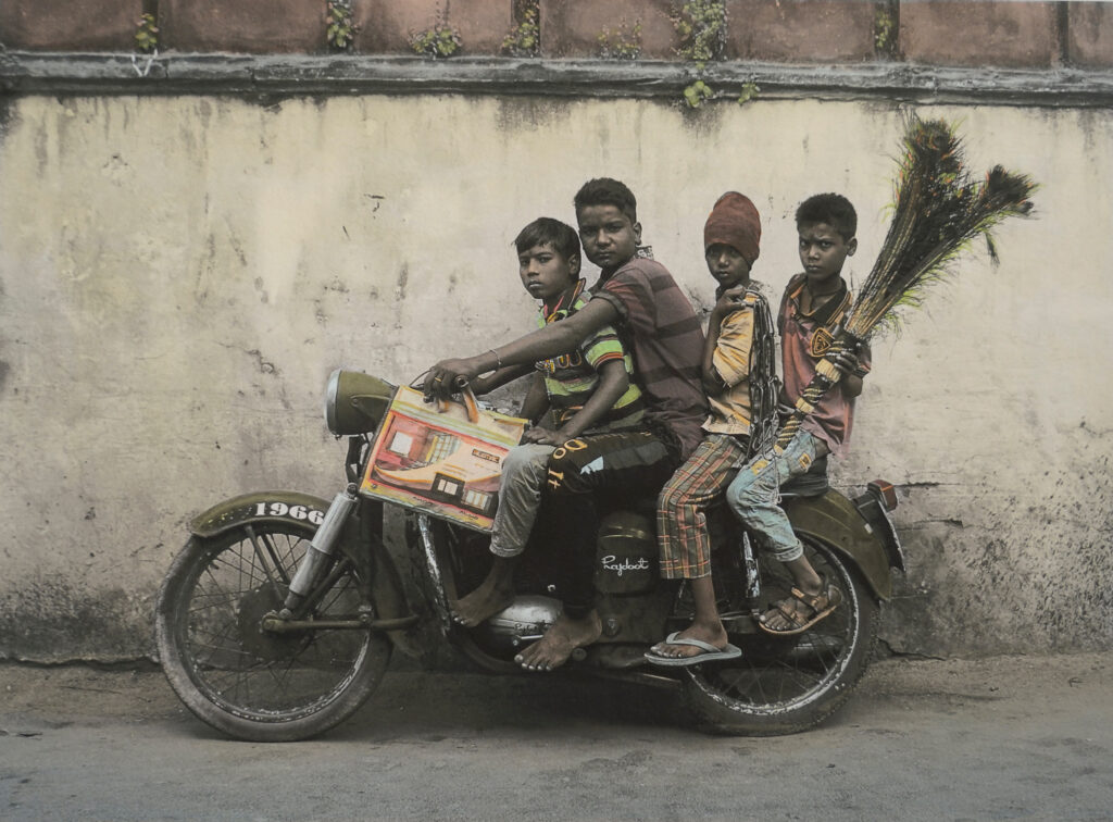 VIEWING ROOM | RAJESH SONI – Artspeaks India